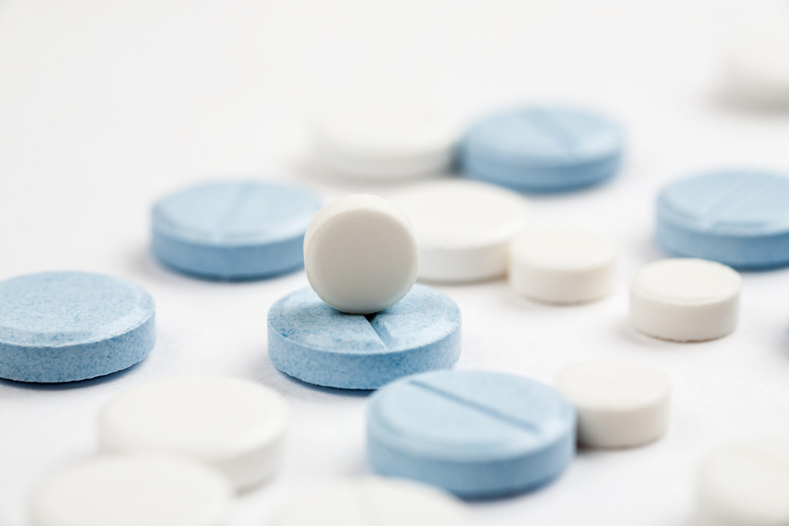 WHITEPAPER - Formulating Custom Viscosity Blends With POLYOX™ Polyethylene Oxide - Drug ...